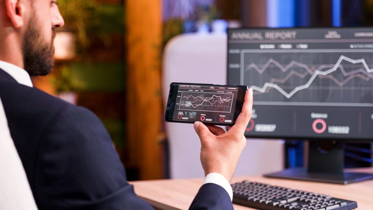 What is Fintech and How is it Revolutionizing Finance? - Universal Tech ...